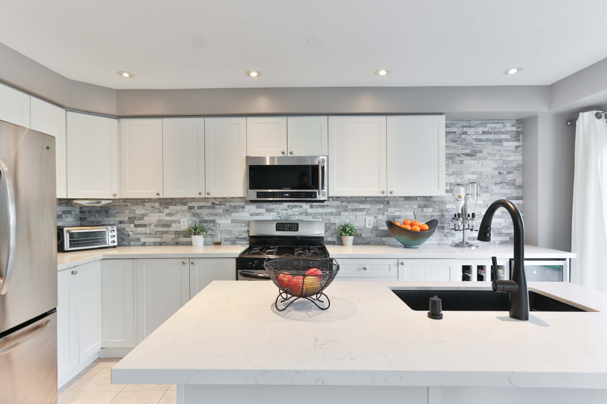 Timeless Beauty: Classic Tile Designs for Kitchens and Bathrooms ...